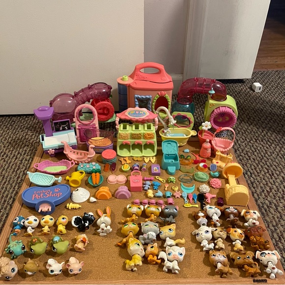 Littlest Pet Shop | Toys | Littles Pet Shop Lot Lps Pets And Playset 11 ...